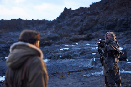 Cold Skin (movie, 2017)