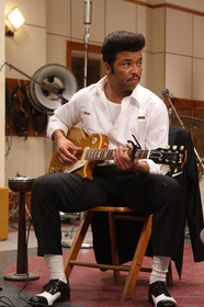 Eamonn Walker Howlin Wolf