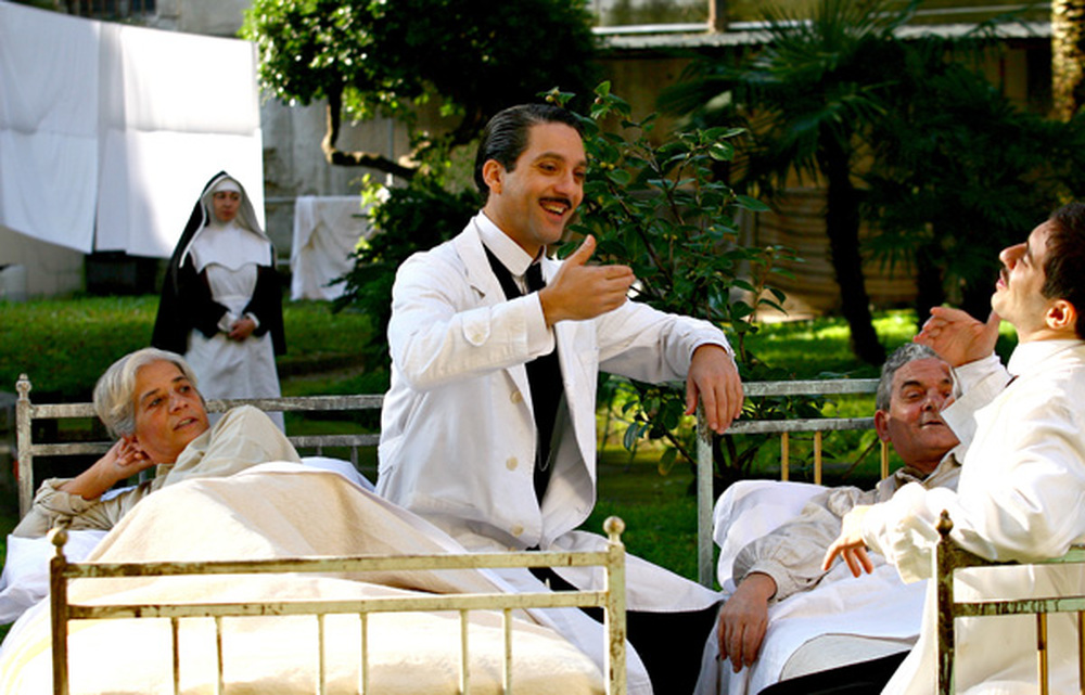 St. Giuseppe Moscati: Doctor to the Poor (movie, 2007)