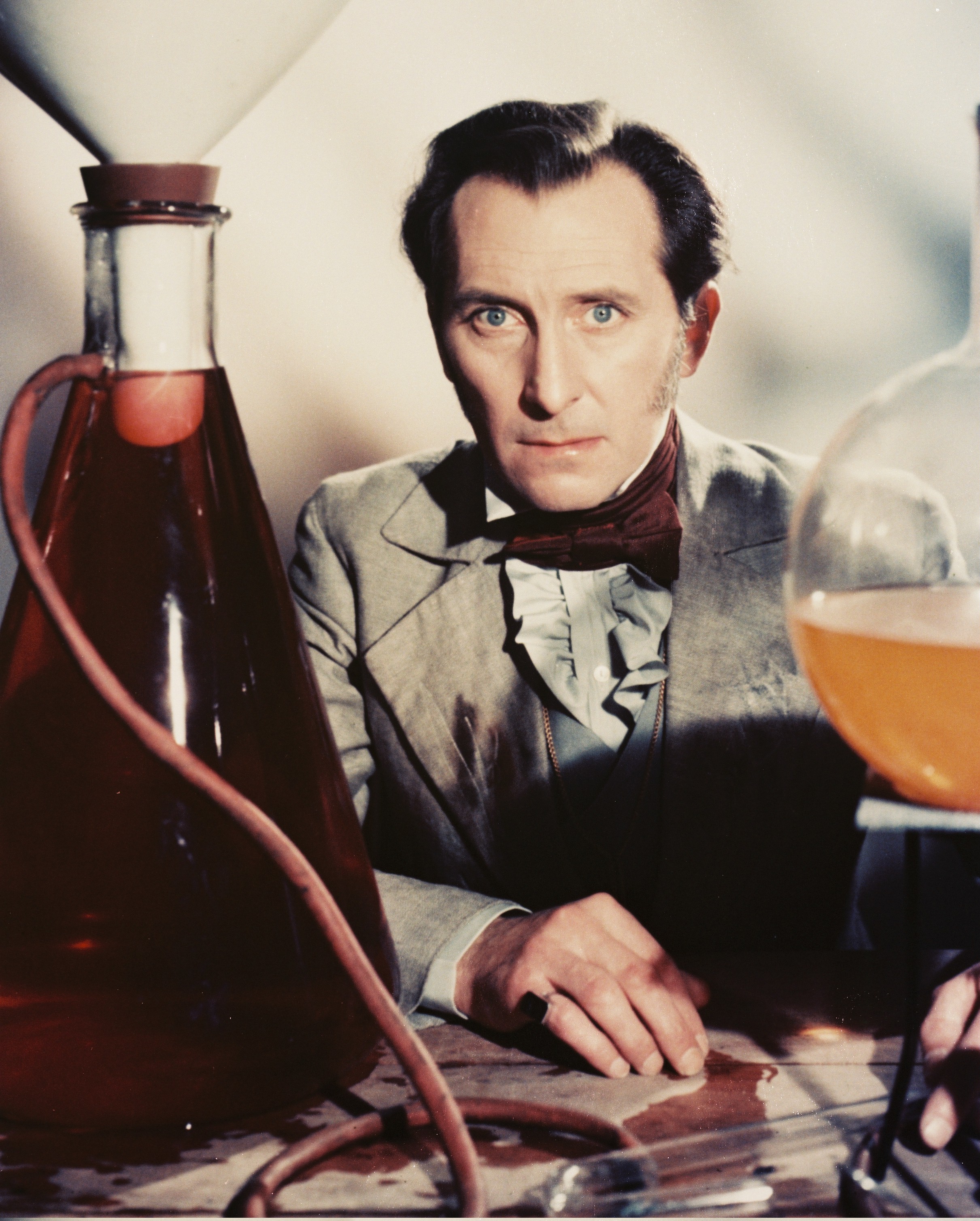 Peter Cushing - actor - biography, photo, best movies and TV shows
