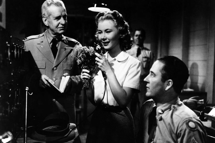 Mitzi Gaynor - actress - biography, photo, best movies and TV shows