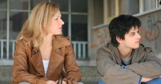 Skinning (movie, 2010)