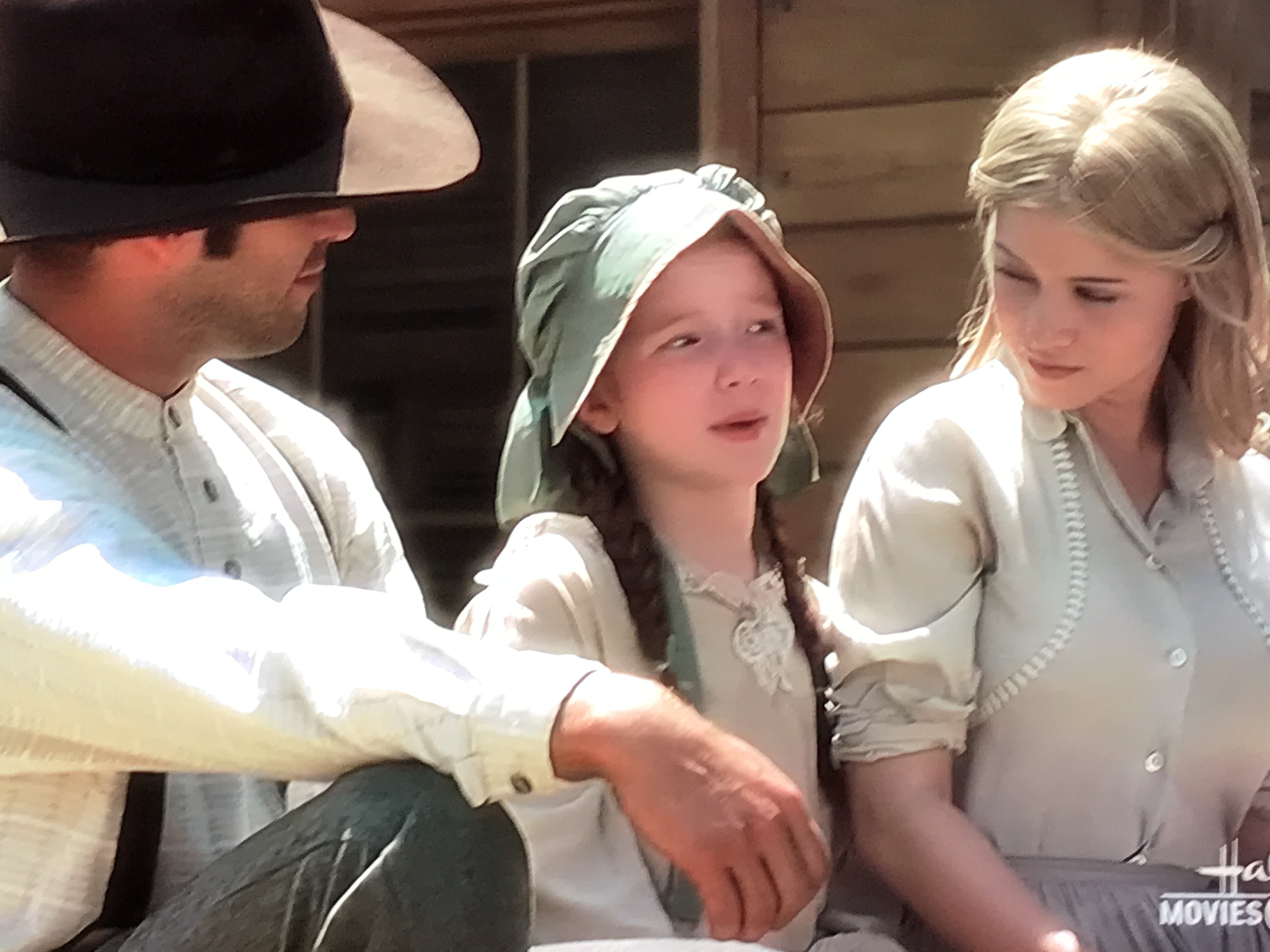 Annalise Basso - actress, producer