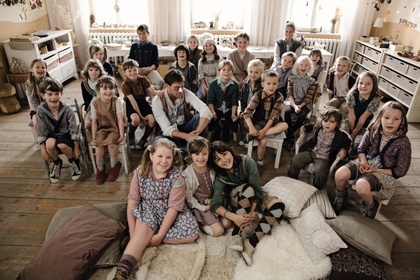 Rabbit Without Ears 2 (movie, 2009)