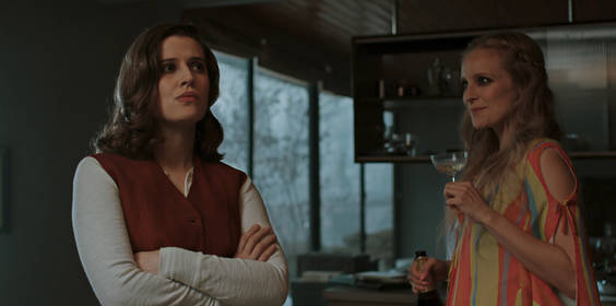 Emma Paetz - actress, writer, producer