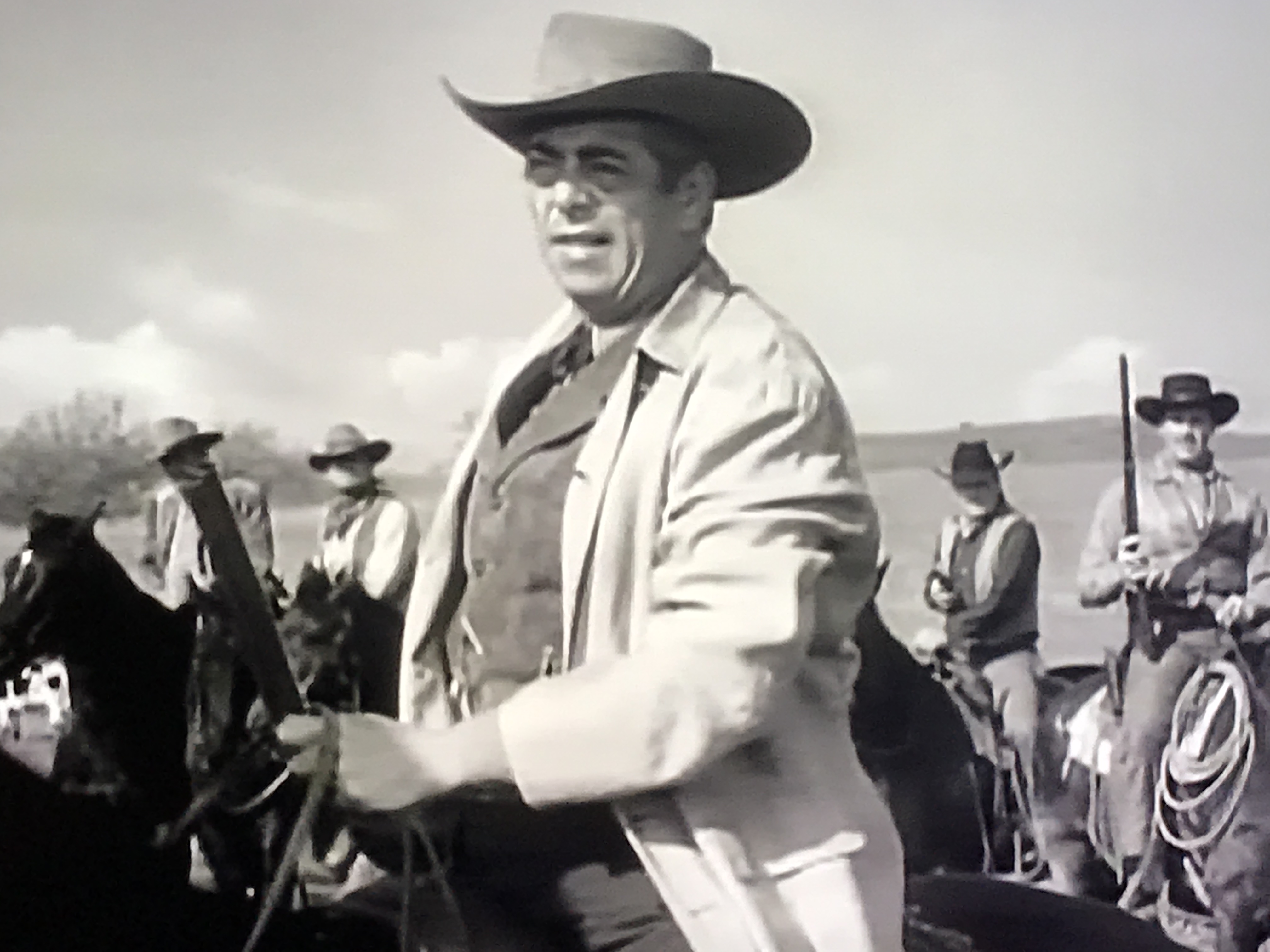 Robert Strauss - actor - biography, photo, best movies and TV shows