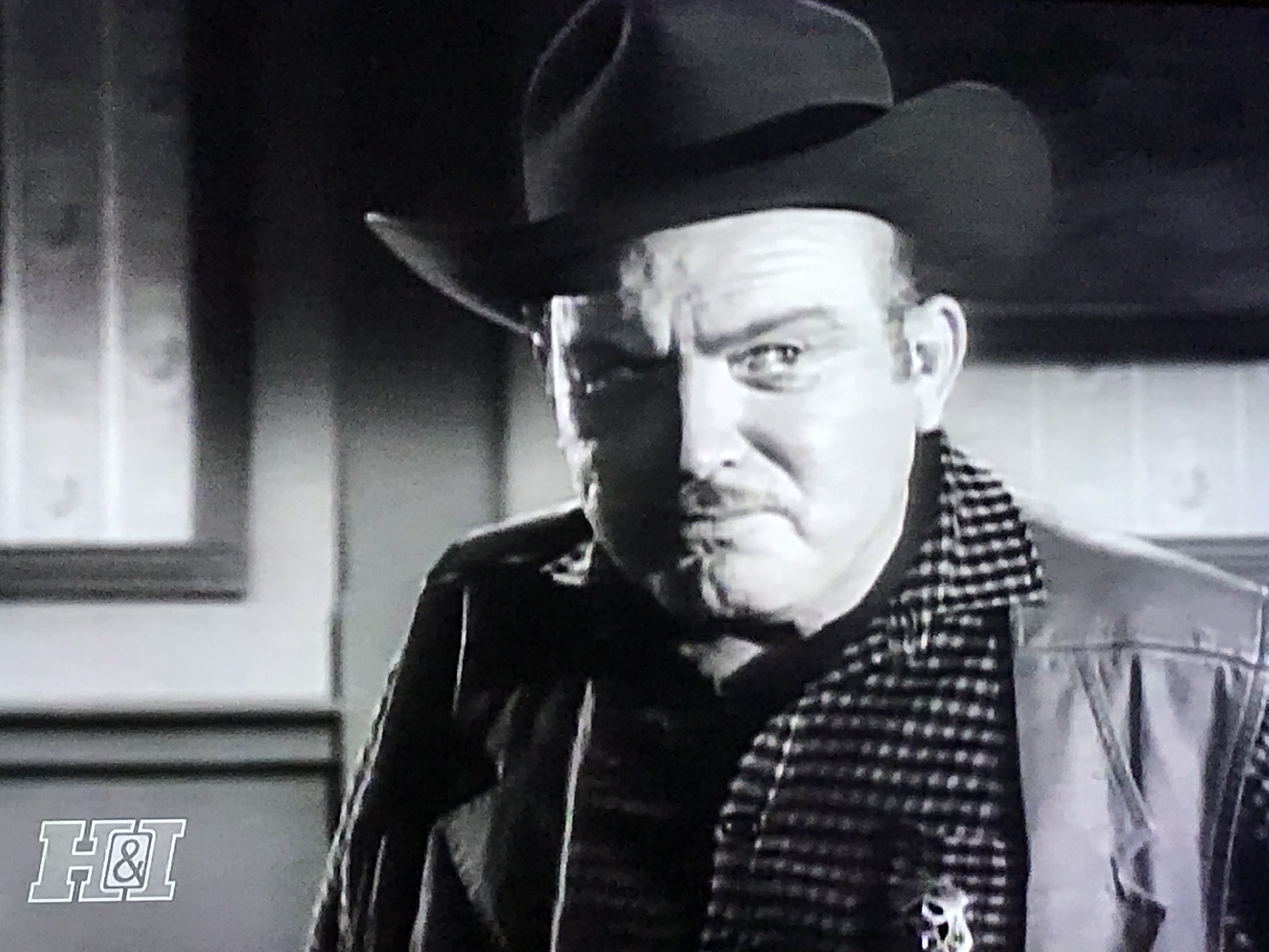 Gene Evans - actor - biography, photo, best movies and TV shows