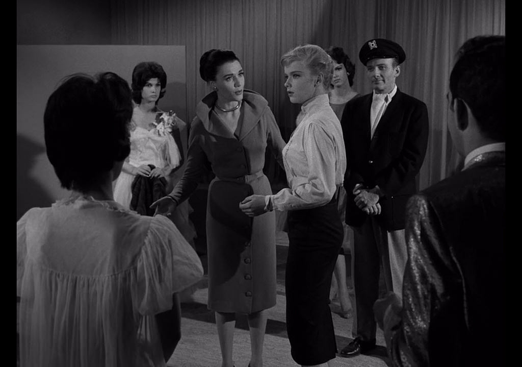 Elizabeth Allen - actress - biography, photo, best movies and TV shows