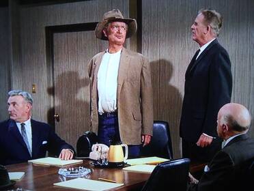 Raymond Bailey - actor - biography, photo, best movies and TV shows