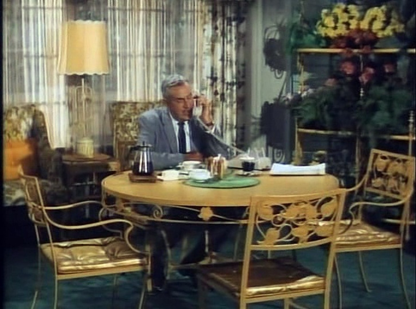 Raymond Bailey - actor - biography, photo, best movies and TV shows