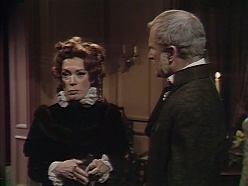 Grayson Hall - actress - biography, photo, best movies and TV shows