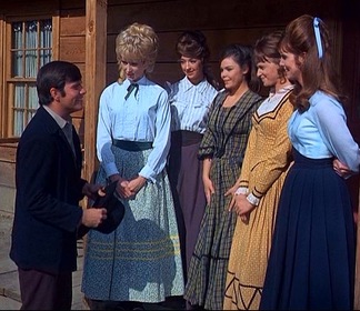 Cynthia Hull - actress - biography, photo, best movies and TV shows