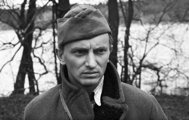 Stills - Poludnik zero