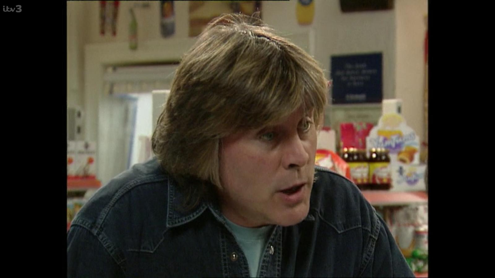 Alun Lewis - actor, writer - biography, photo, best movies and TV shows