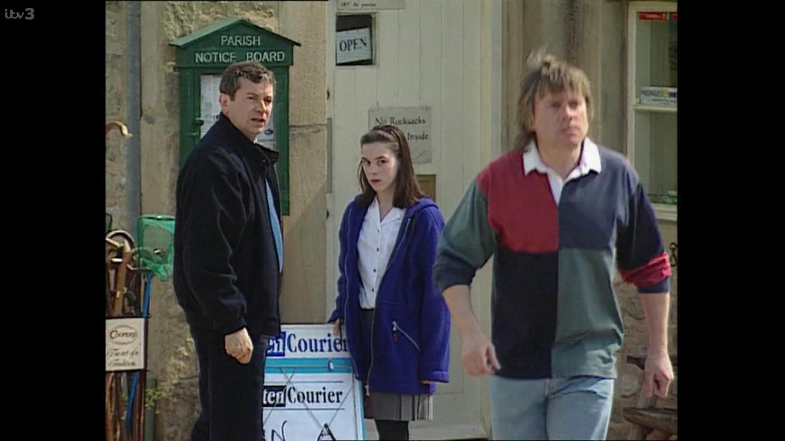 Alun Lewis - actor, writer - biography, photo, best movies and TV shows