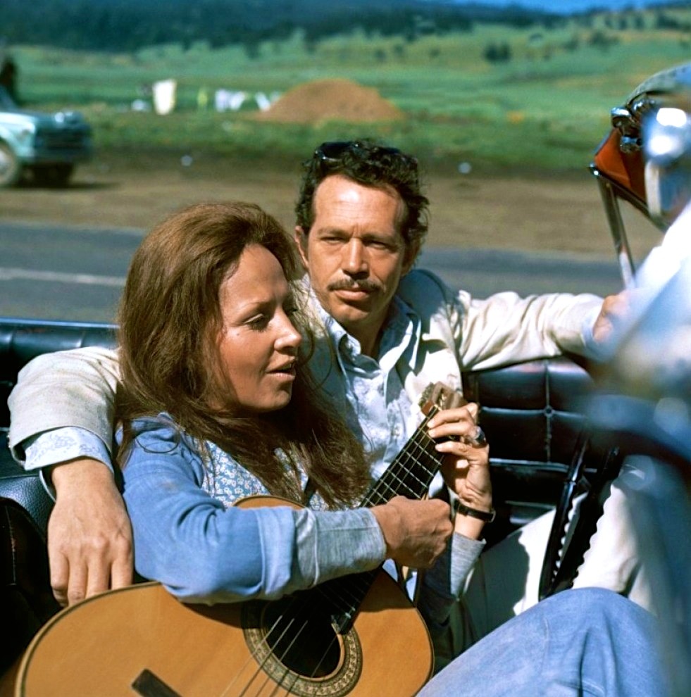 Warren Oates - actor - biography, photo, best movies and TV shows