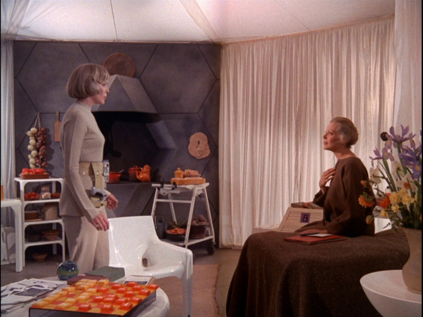 Barbara Bain - actress - biography, photo, best movies and TV shows