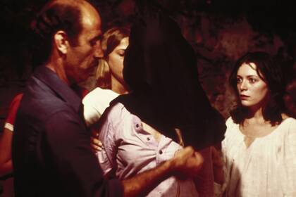 Rosebud (movie, 1975)