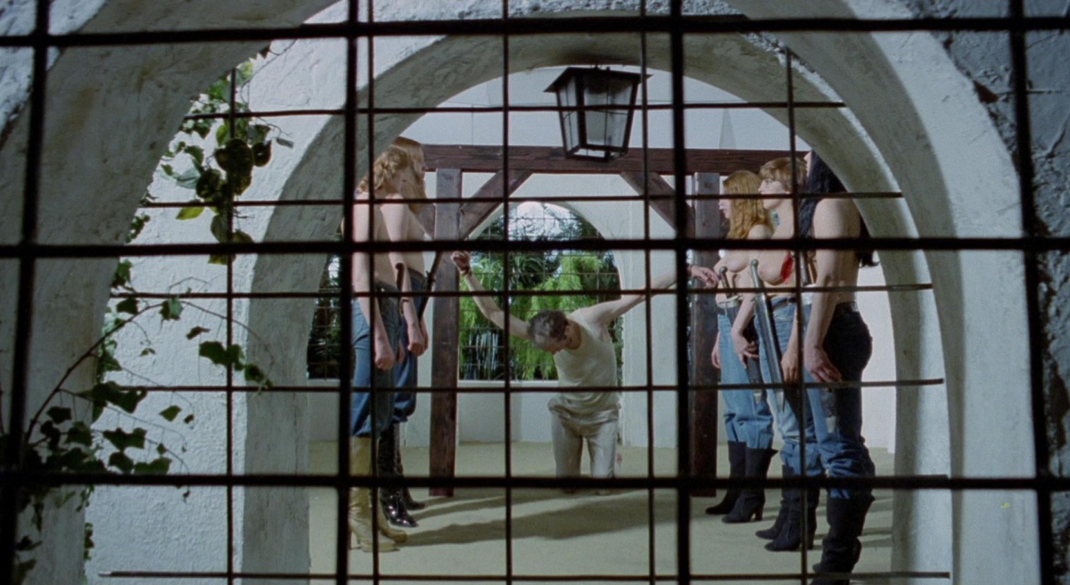 Screenshots - Love Camp