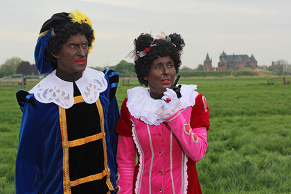 Stills - De club van Sinterklaas & het pratende paard