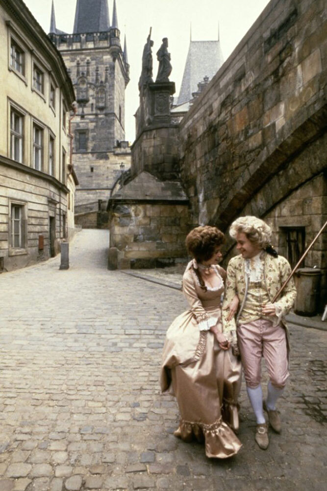 Elizabeth Berridge - actress, producer