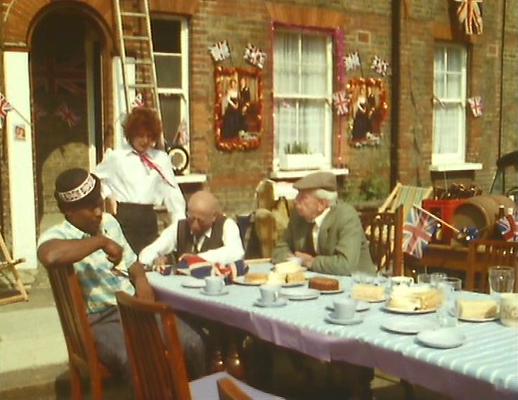 Arthur English - actor - biography, photo, best movies and TV shows