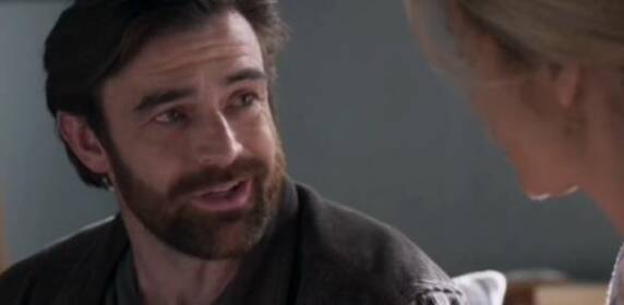 Screenshots - Home and Away