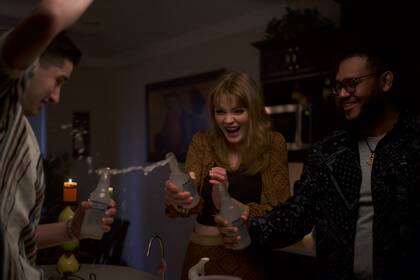 Ines Høysæter Asserson - actress, designer