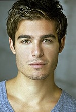 Cast - The Girl's Guide to Depravity (2012 – 2013)