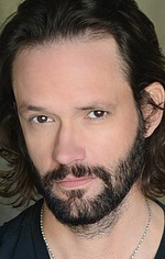 Cast - American Made (2017)