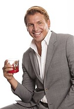 Cast - The Ugly Truth (2009)