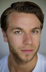 Актёры - Андор