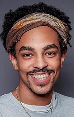 Cast - Zombies 2 (2020)