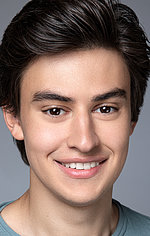 Cast - Sneak Me in Your Closet My Prince (2025)