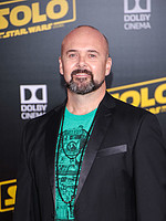 Cast - Animal Crackers (2017)