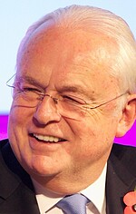 Cast - The World Is Not Enough (1999)