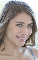 Cast - Exxxtra Small (2012 – ...)