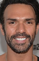 Cast - Red Riding Hood (2011)