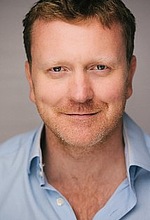 Cast - Maisie Raine (1998 – 1999)