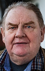 Cast - Seaside Hotel