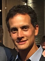 Cast - Jumper (2008)