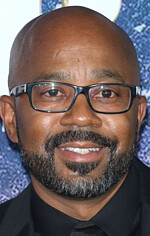 Cast - Men in Black International (2019)