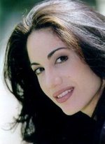 Cast - Rubí (2004)