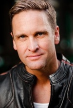 Cast - Where Hope Grows (2014)