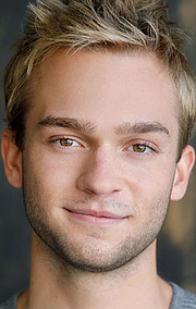 Devon Gearhart - actor - biography, photo, best movies and TV shows