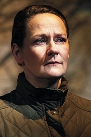 Beatrice Comins - actress - biography, photo, best movies and TV shows