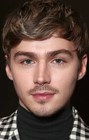 Miles Heizer - actor - biography, photo, best movies and TV shows