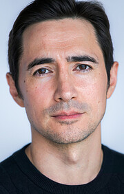 Alex Wyndham - actor - biography, photo, best movies and TV shows