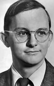 Wally Cox - actor - biography, photo, best movies and TV shows
