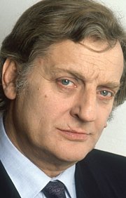 Bruno Cremer - actor - biography, photo, best movies and TV shows